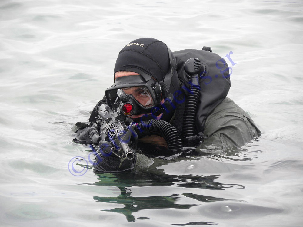 ΜΟΝΑΔΑ ΕΦΕΔΡΩΝ ΚΑΤΑΔΡΟΜΩΝ - M.E.K.: Ζ Μοίρα Αμφίβιων Καταδρομών ...