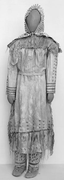 Stitching Up History: Recreating A Two Hide Pre Contact Ojibwe/Cree ...