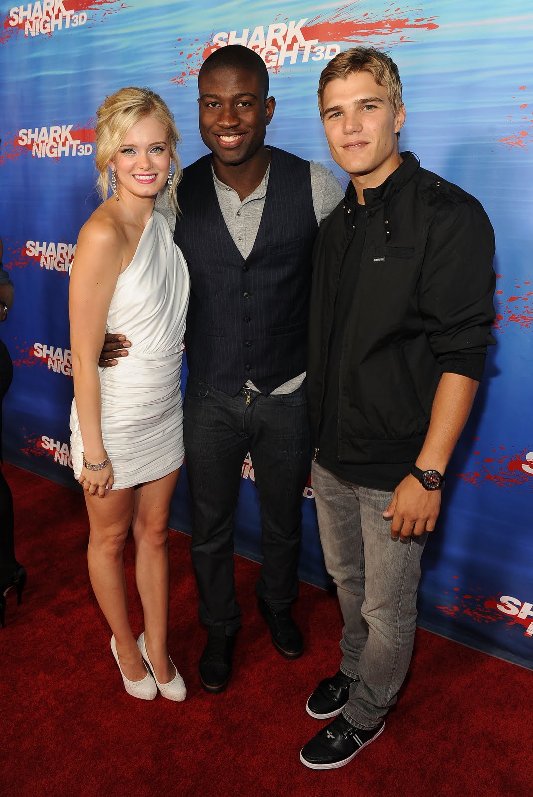 Imágenes de la Premier de Shark Night 3D - ChecaLAMovie