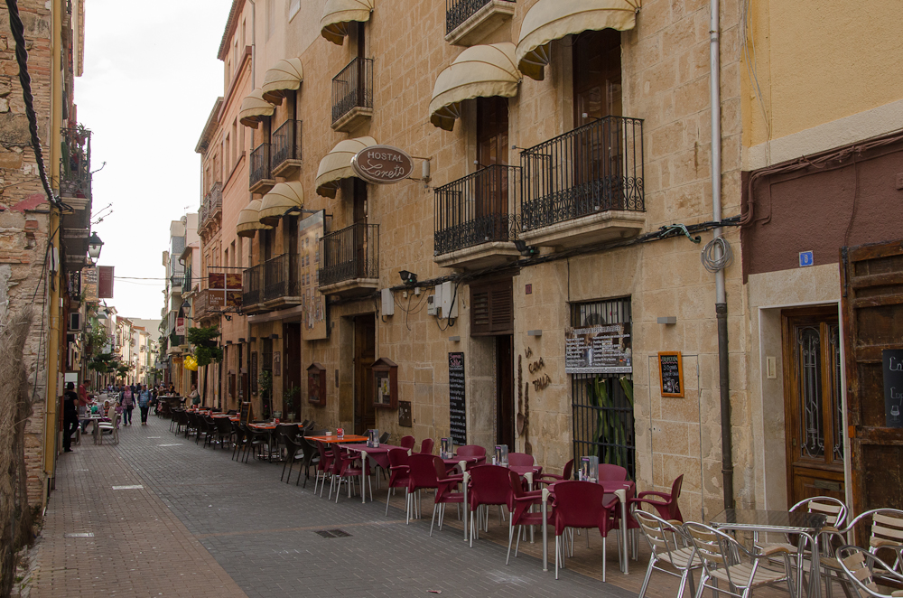 Andre and Wendy: Market day in Old Town and visit to Denia
