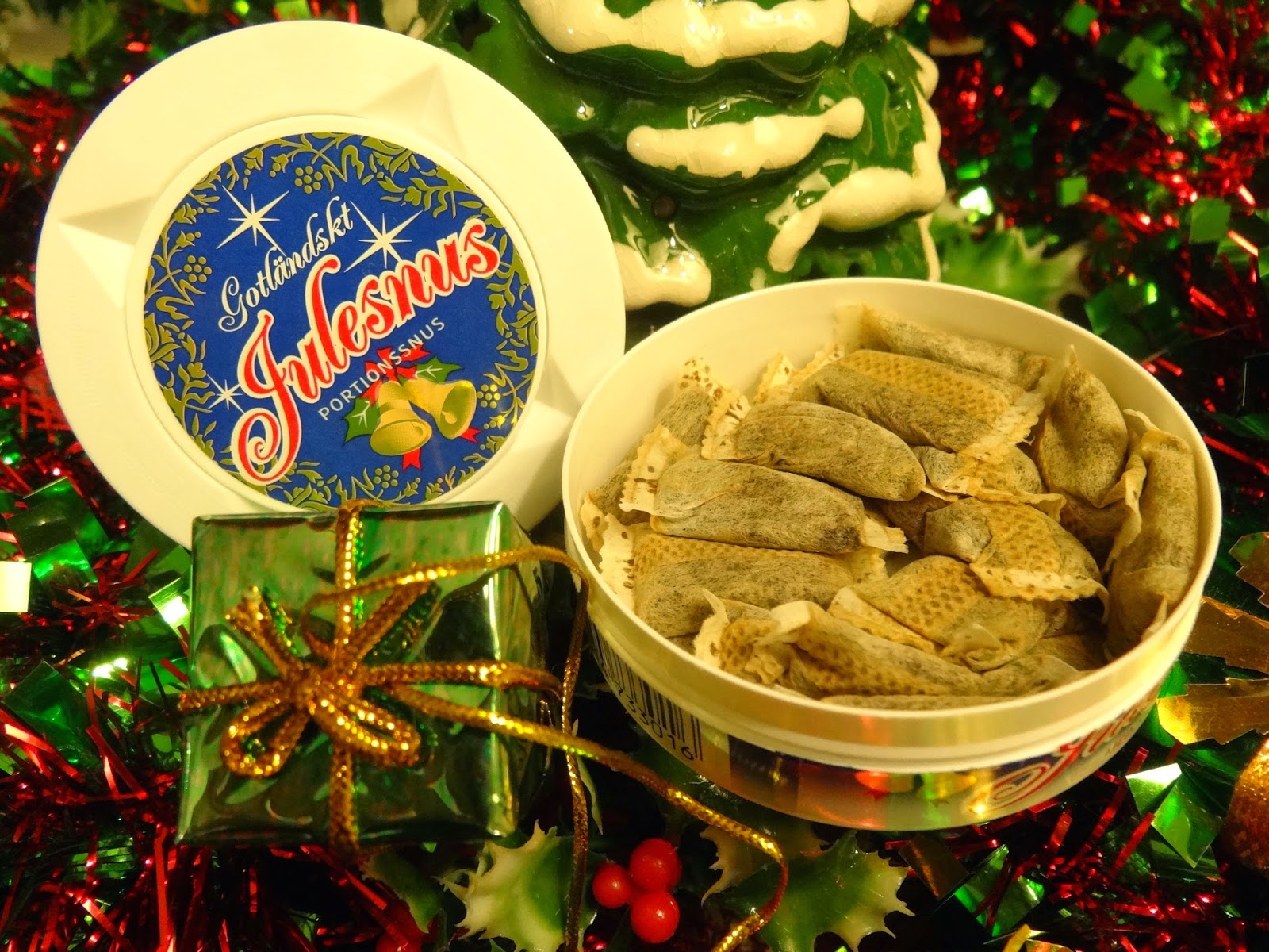 2014 Christmas Snus Reviews. 24 November 2014.