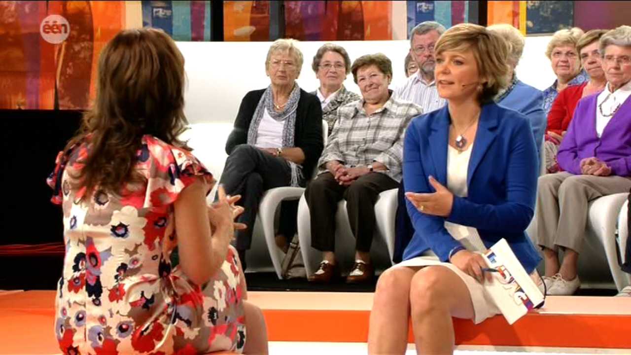 Bekende Vlaamse presentatrices: Lisbeth Imbo en Indra Dewitte in De ...