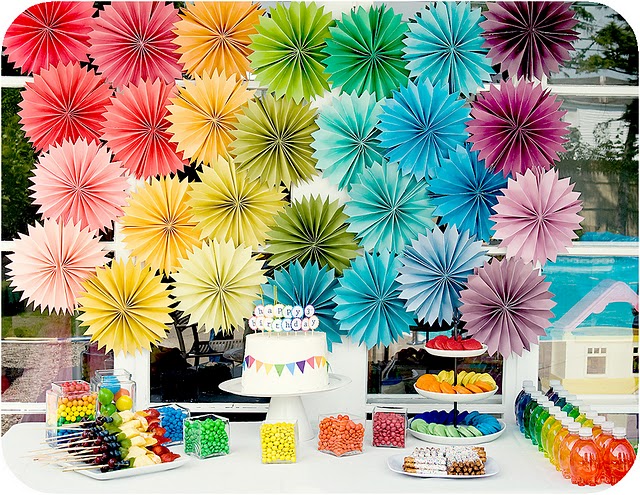 Sheek Shindigs: {DIY} Party with Paper Rosettes!