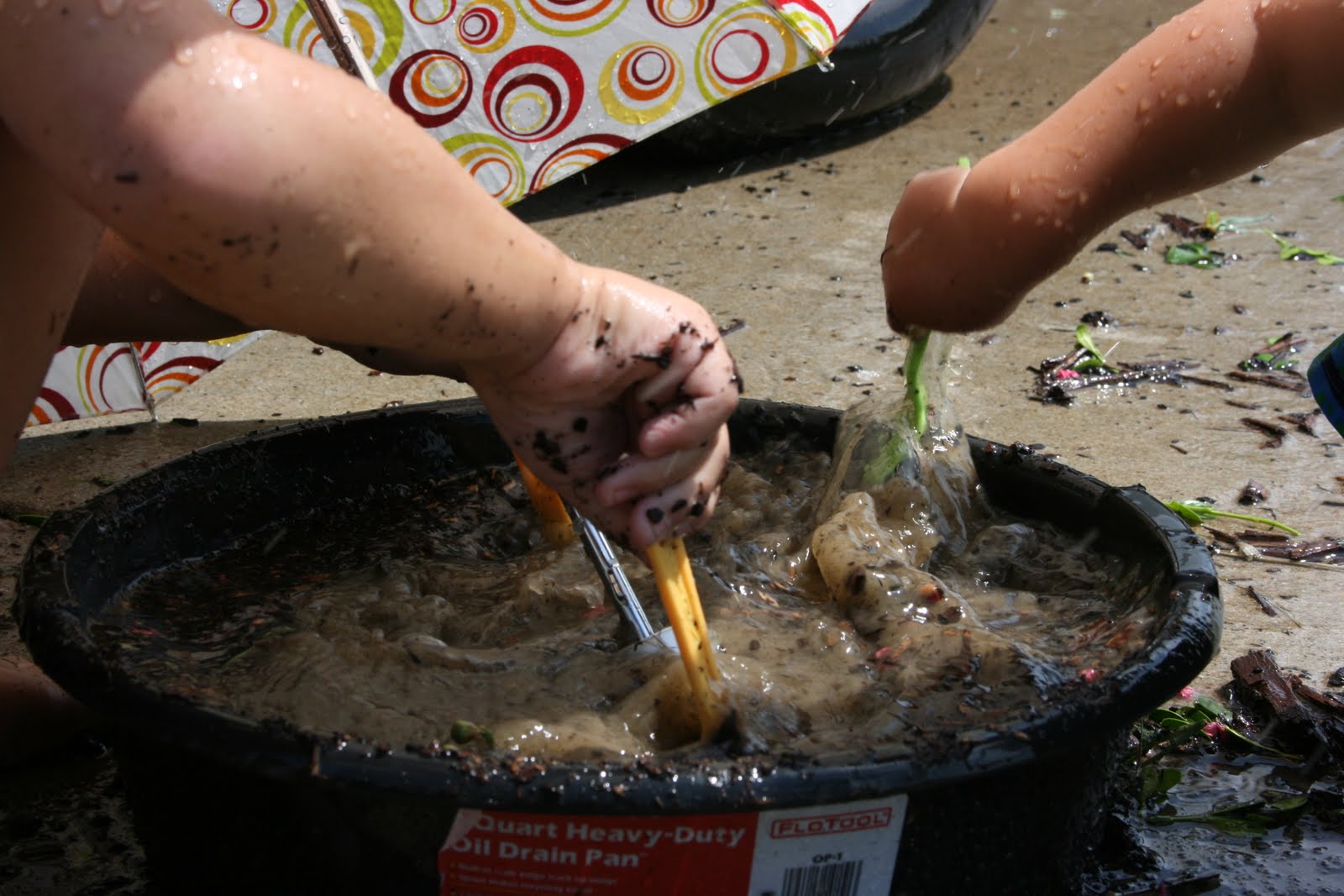 Potions and mud soup! | Sand and water, Mud, Millington