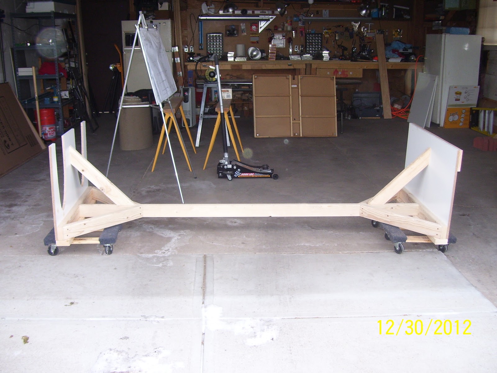 Flyin' Bryan's RV-8 Adventure: Wing Cradle Done - Well Almost....