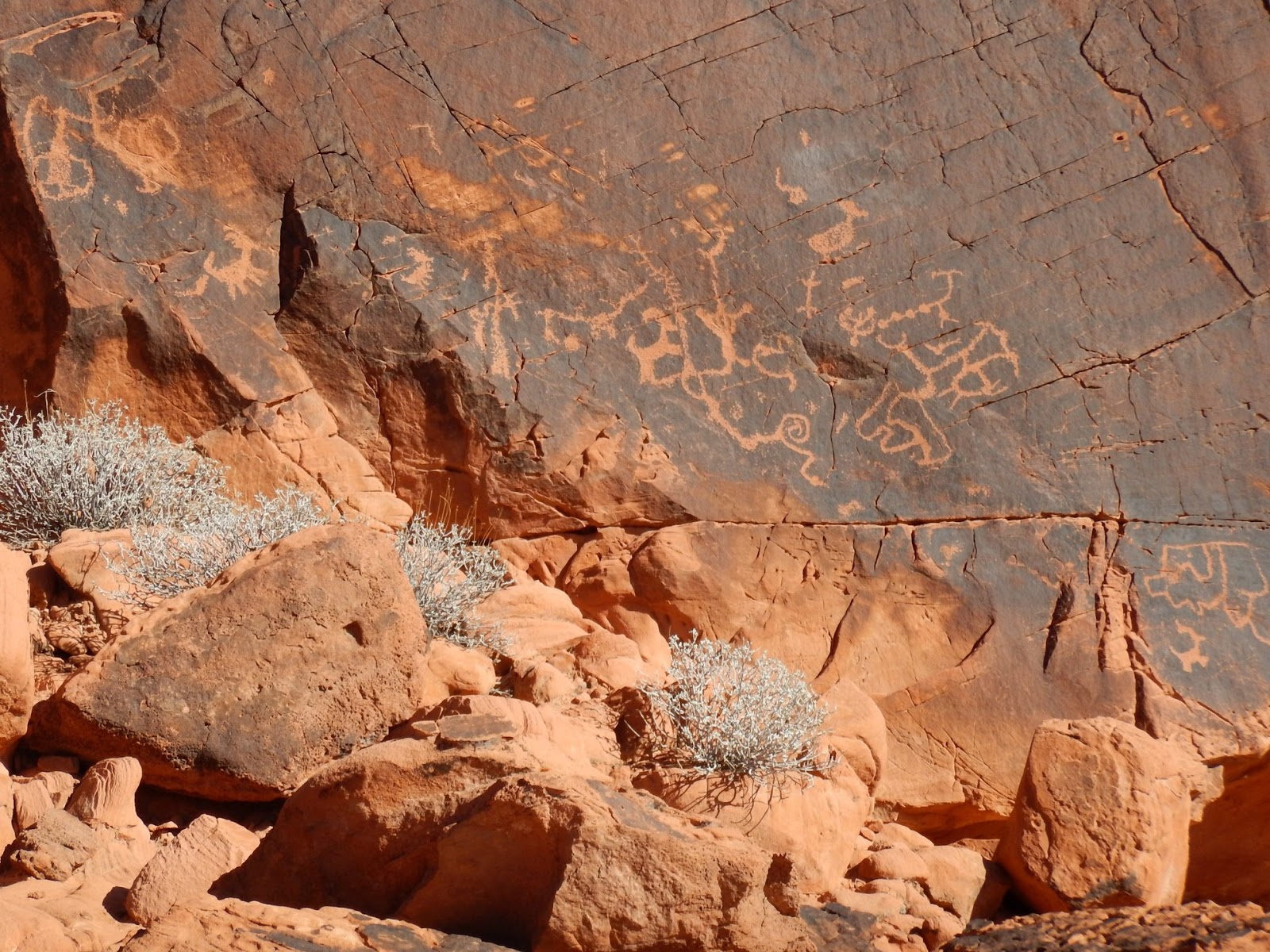 Ken's Photo Gallery: Ref - Rock Art Sites in Nevada's Great Basin