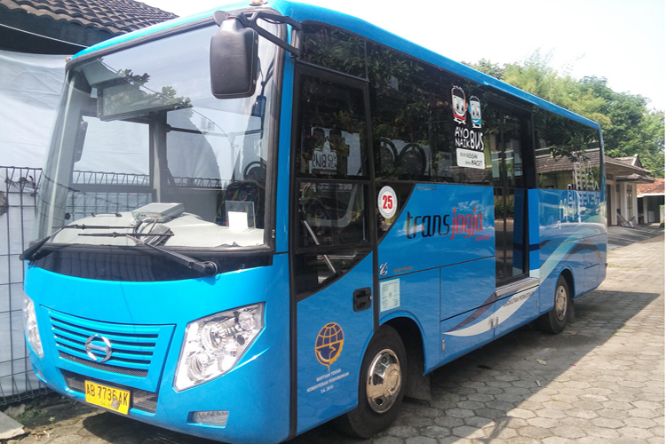 Tampilan Baru Bus Trans Jogja