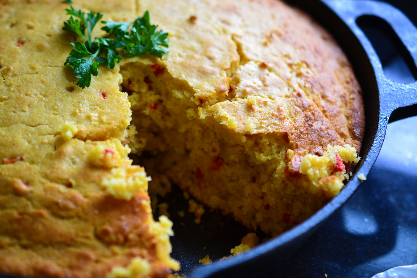 Greedy Girl : Redpepper cornbread