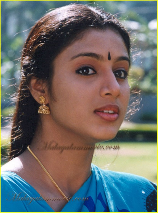 LOVE LIFE: Samyuktha Varma Wallpapers Download