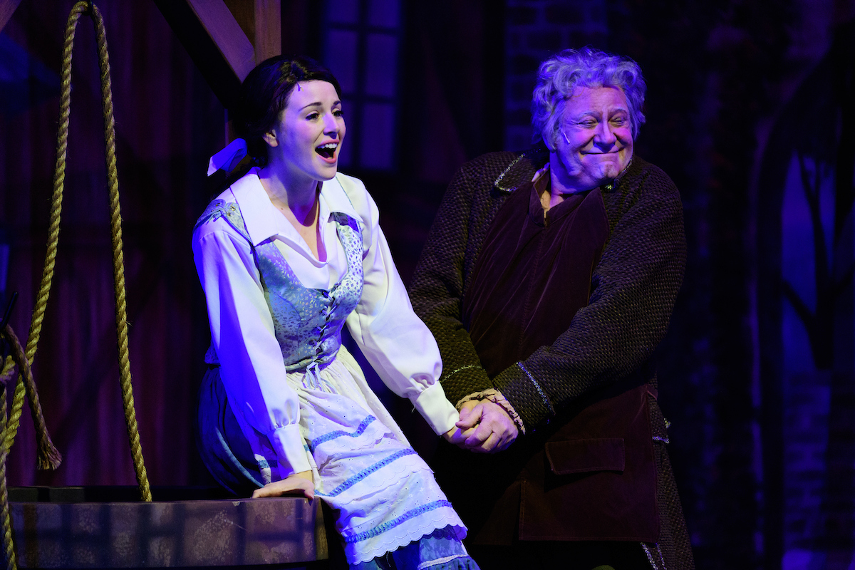 Media Theatre News!: MORE PHOTOS FROM DISNEY'S 'BEAUTY AND THE BEAST ...