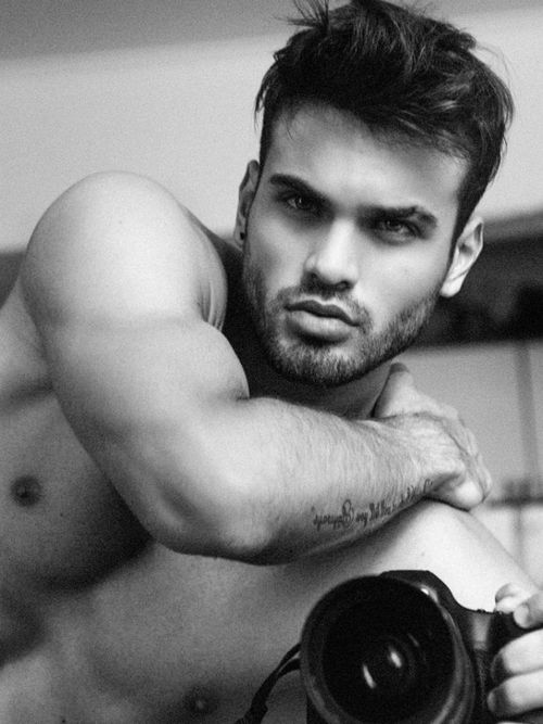 Varones: Hombres Rostros