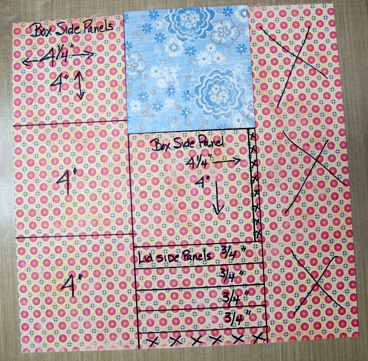 DAR'S CRAFTY CREATIONS: Tissue Box Cover Tutorial (MY way)