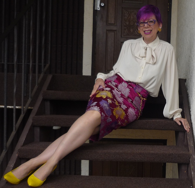 Ephemera: Two-Fer: Tuesday in Chrysanthemums and Wednesday in Frilly ...