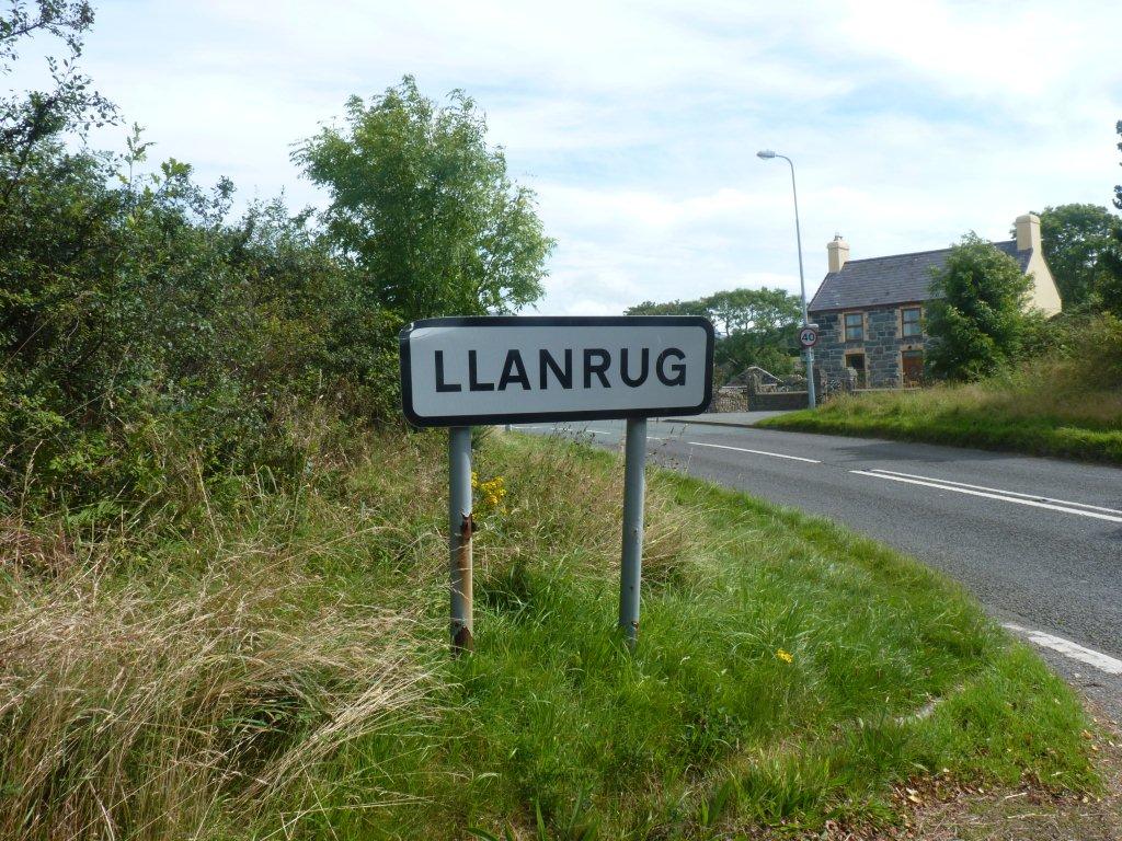 The Groundhopper: Llanrug United 4 Llangefni Town 1