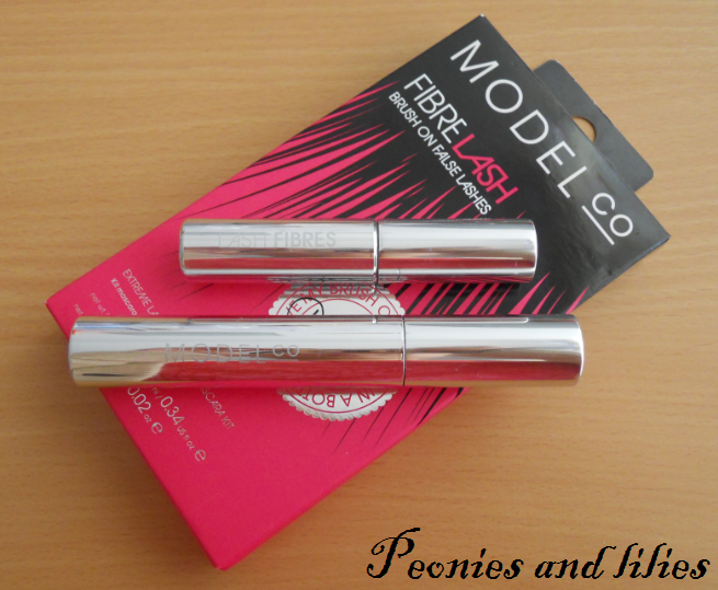 Model Co fibre lash mascara review | Peonies and lilies