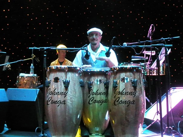 L'Ostia: Johnny Conga – Oye!