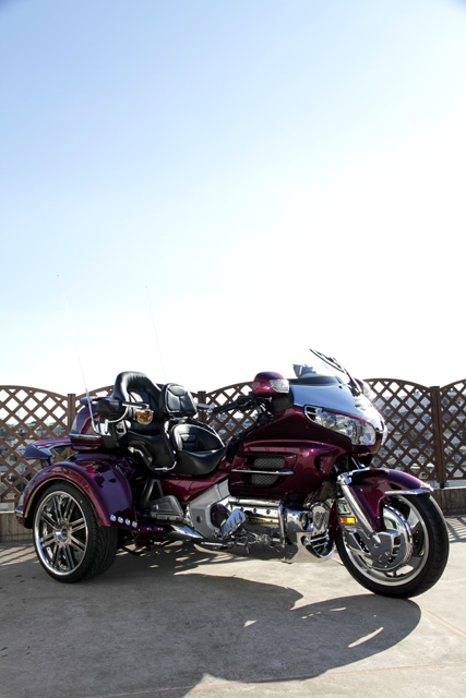 GL1800-CUSTOM.COM: GL1800 TRIKE CUSTOM PAINT