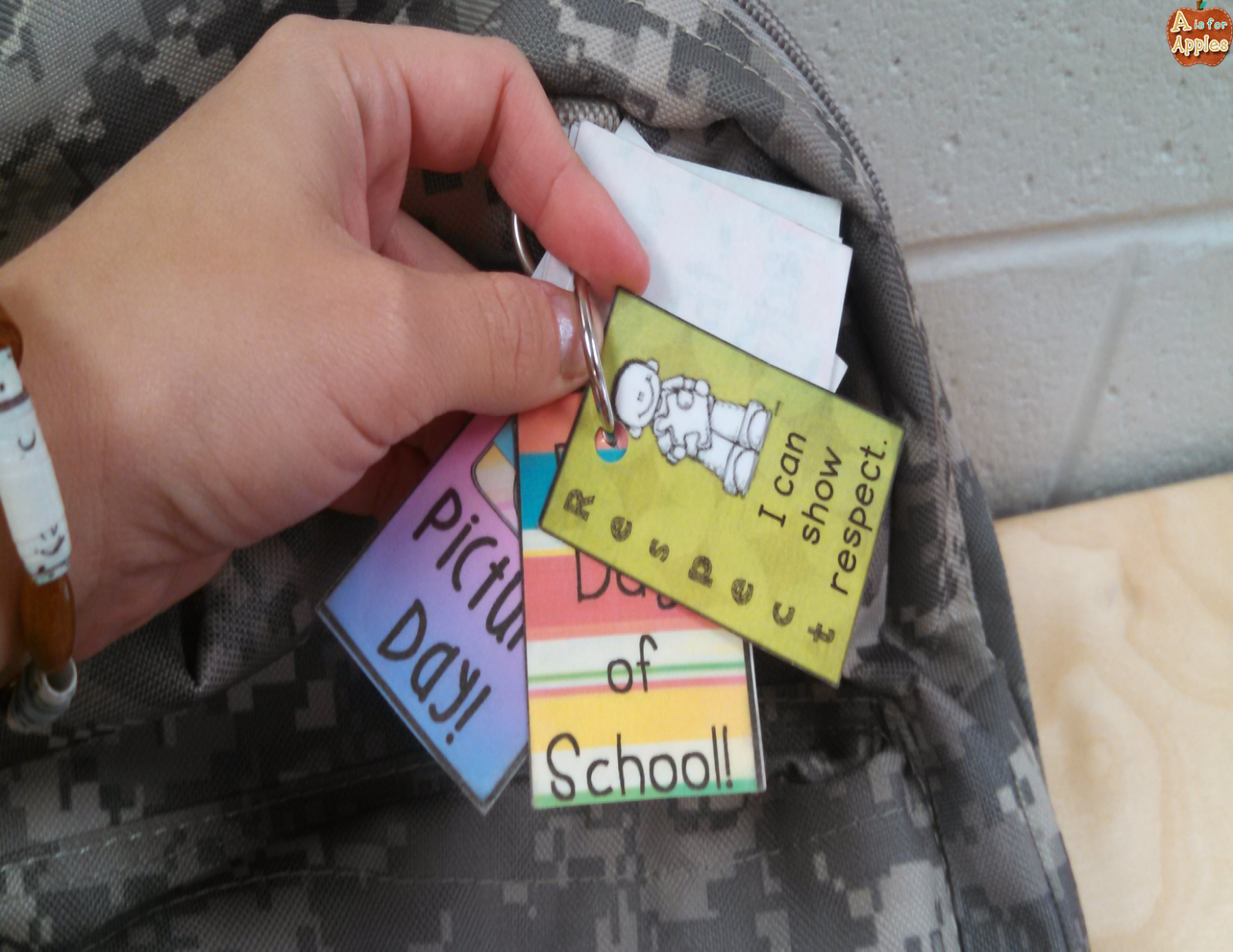 The Primary Pack: Bragging About Brag Tags!