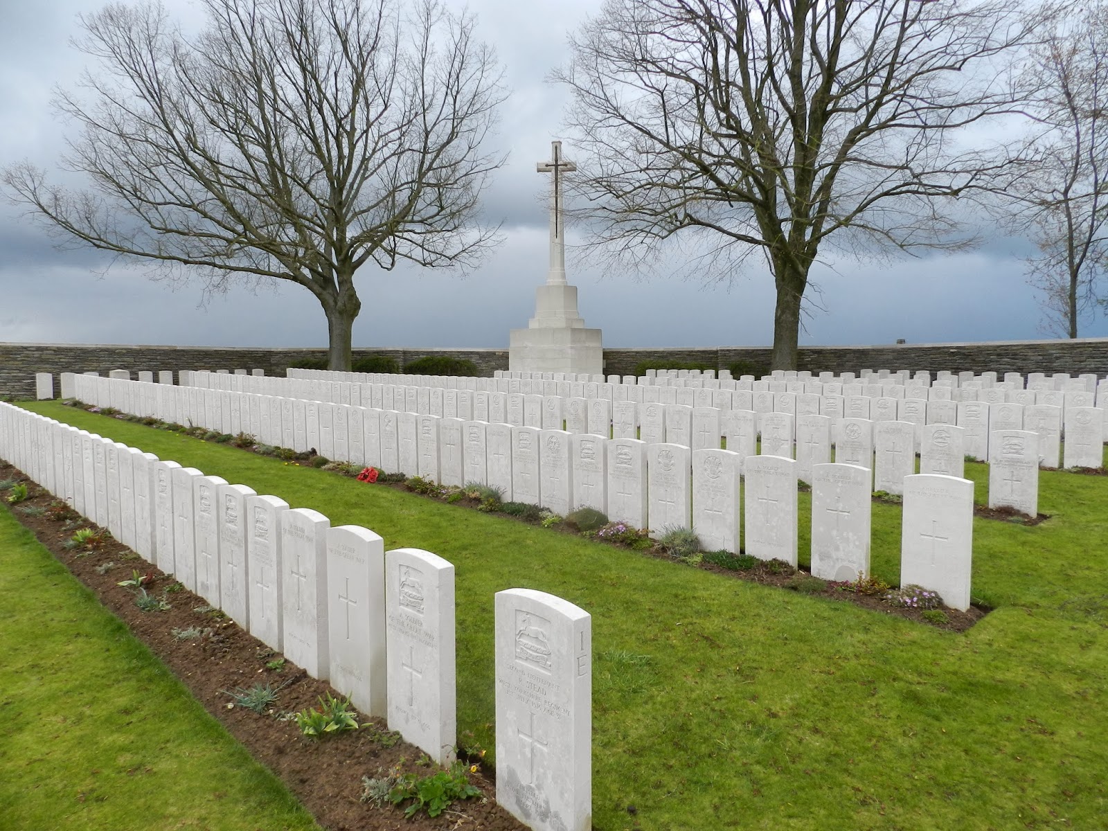 ww1-battlefields-and-beyond: Serre Road No 1 Cemetery, Somme, France