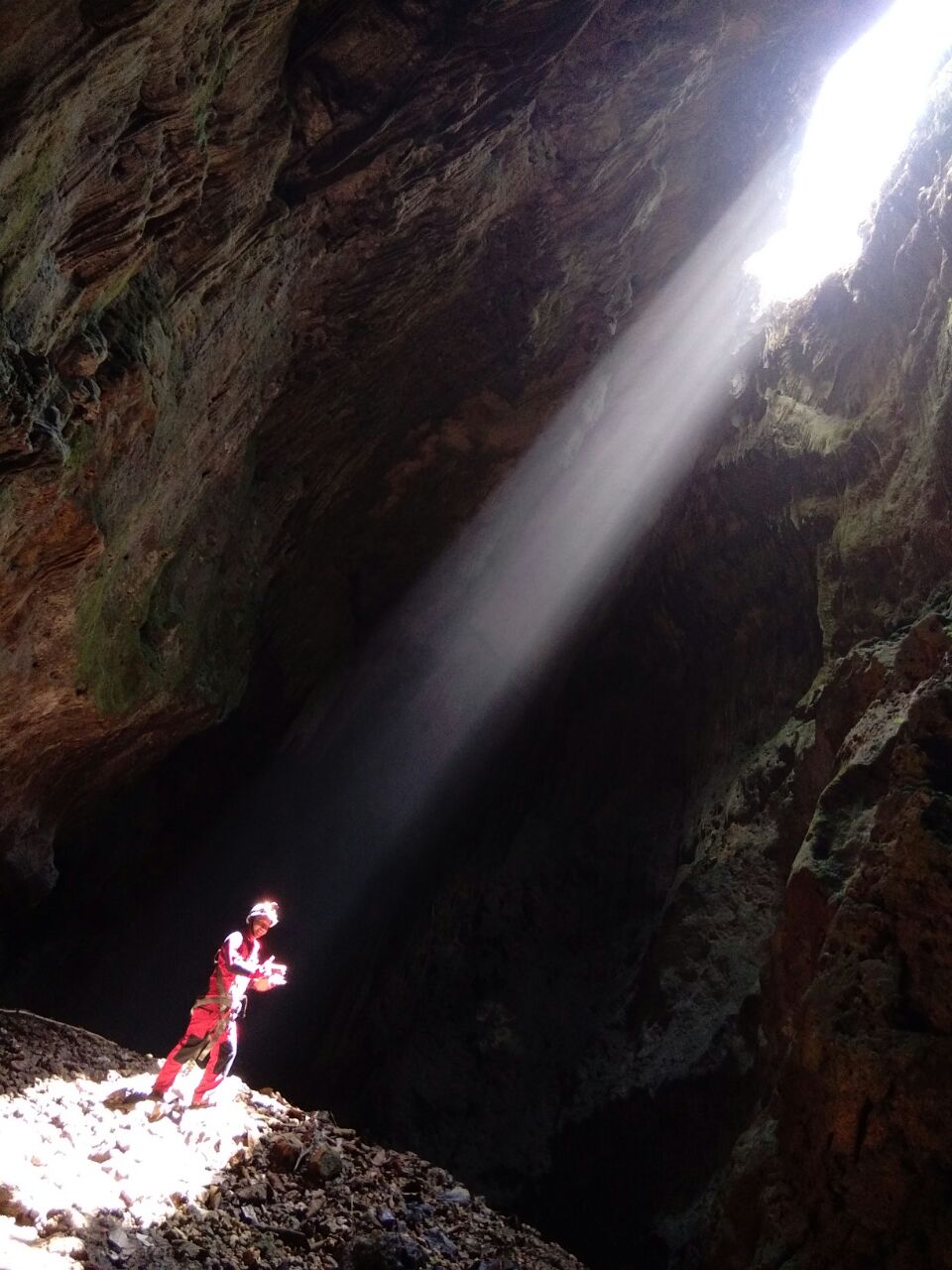 GOA COKRO ADALAH SATU DIANTARA 13 GEOSITE GUNUNG SEWU GLOBAL GEOPARK ...