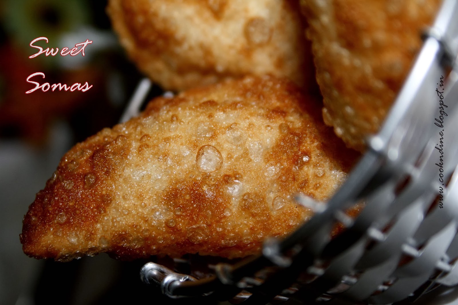 CooknDine....: Sweet Somas/Sweet Somasi