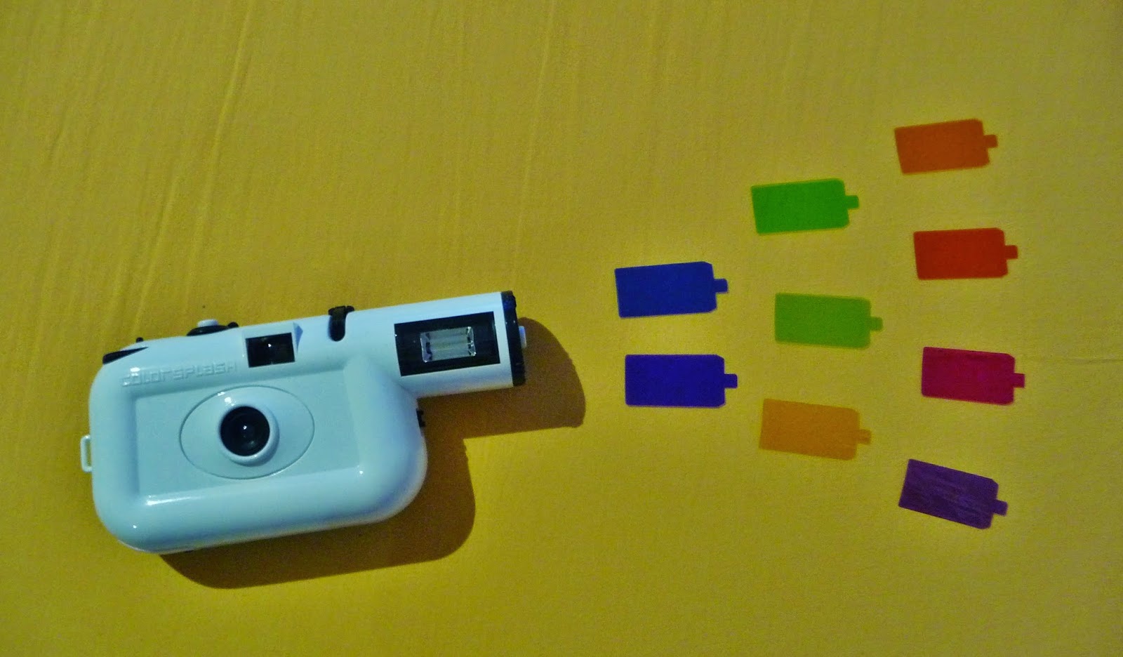 my own wonderland: first steps (lomography colorsplash camera)