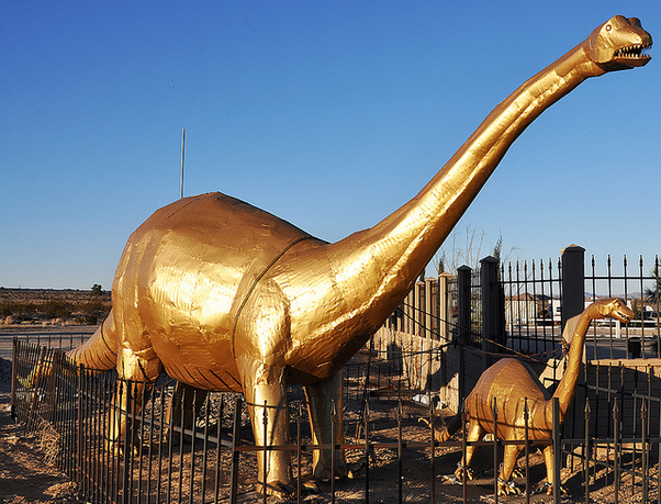 Koprolitos: Escultosaurios VII: Saurópodos