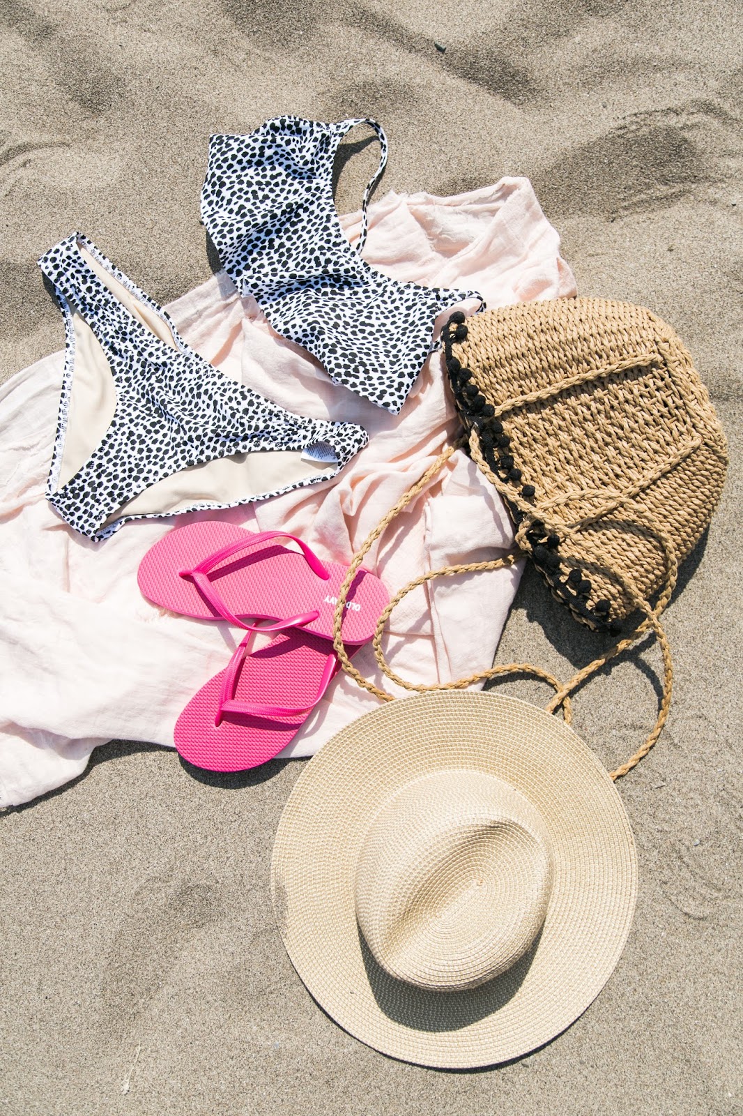 OOTD - My Summer Getaway Essentials With Upper Canada | La Petite Noob ...