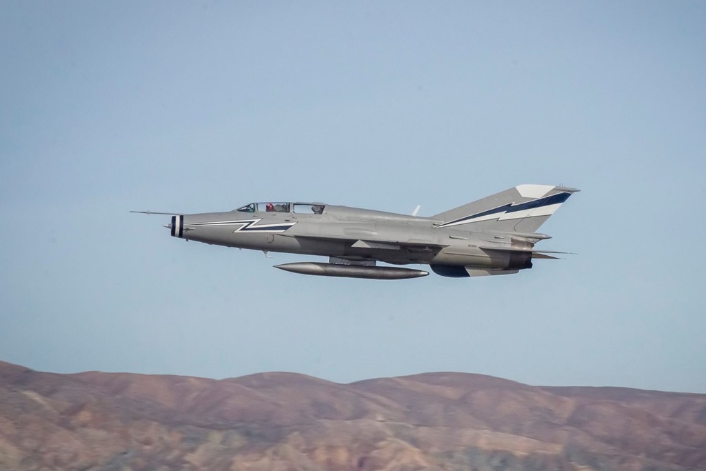 FORMER CZECH AIR FORCE MIG-21 ARRIVES IN CALIFORNIA - Blog Before ...