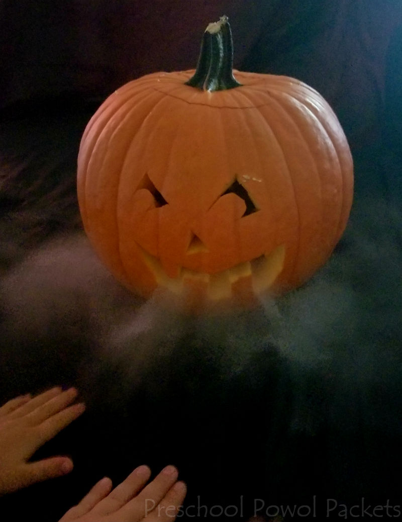 Bubbling Pumpkin Science Experiments | Preschool Powol Packets
