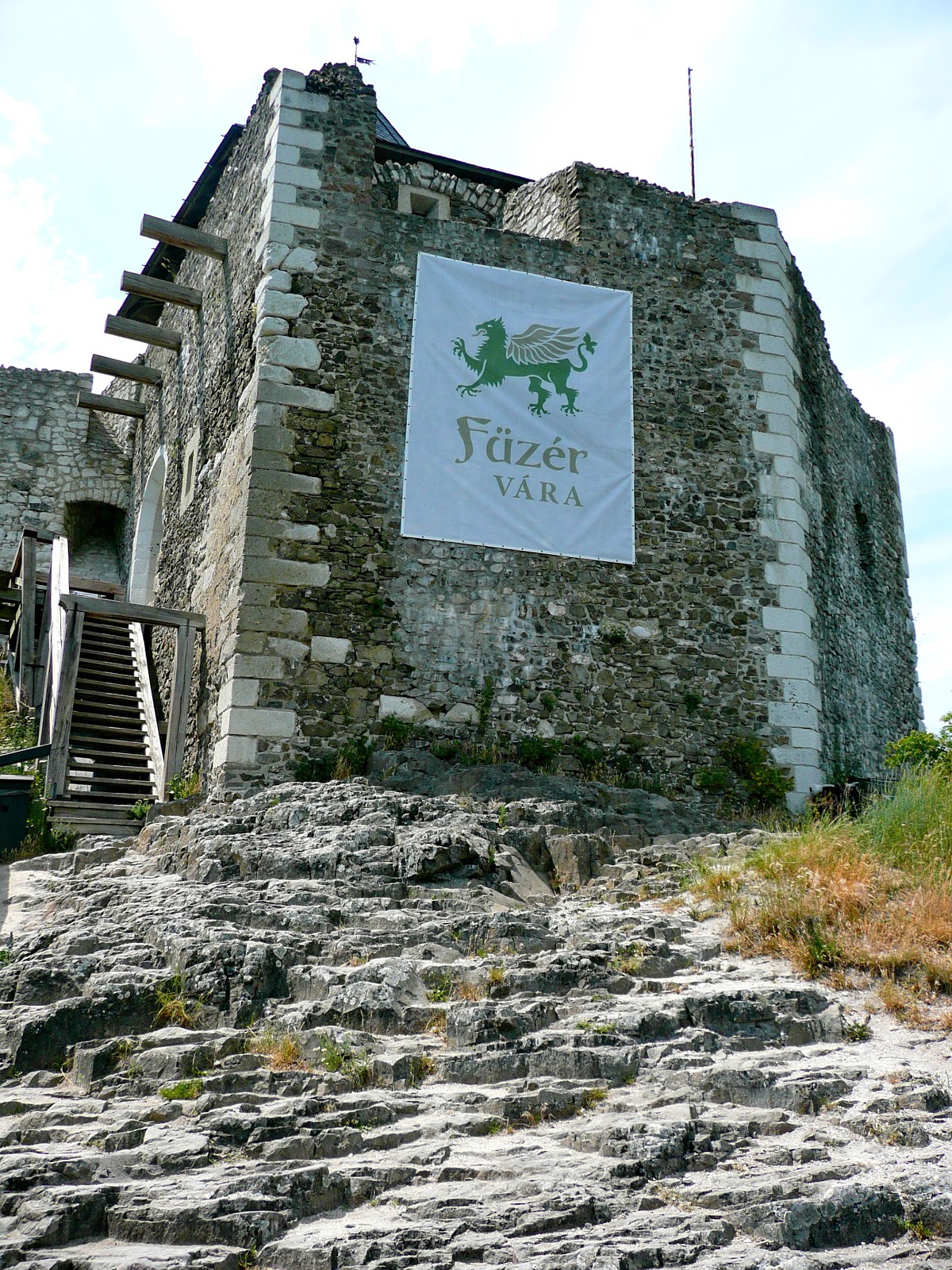 Hazai tájakon: Füzéri vár