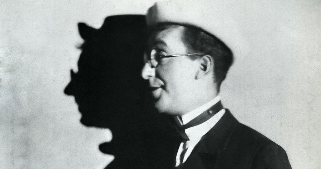 February 19, 1922 Ed Wynn became the first vaudeville star to sign a ...