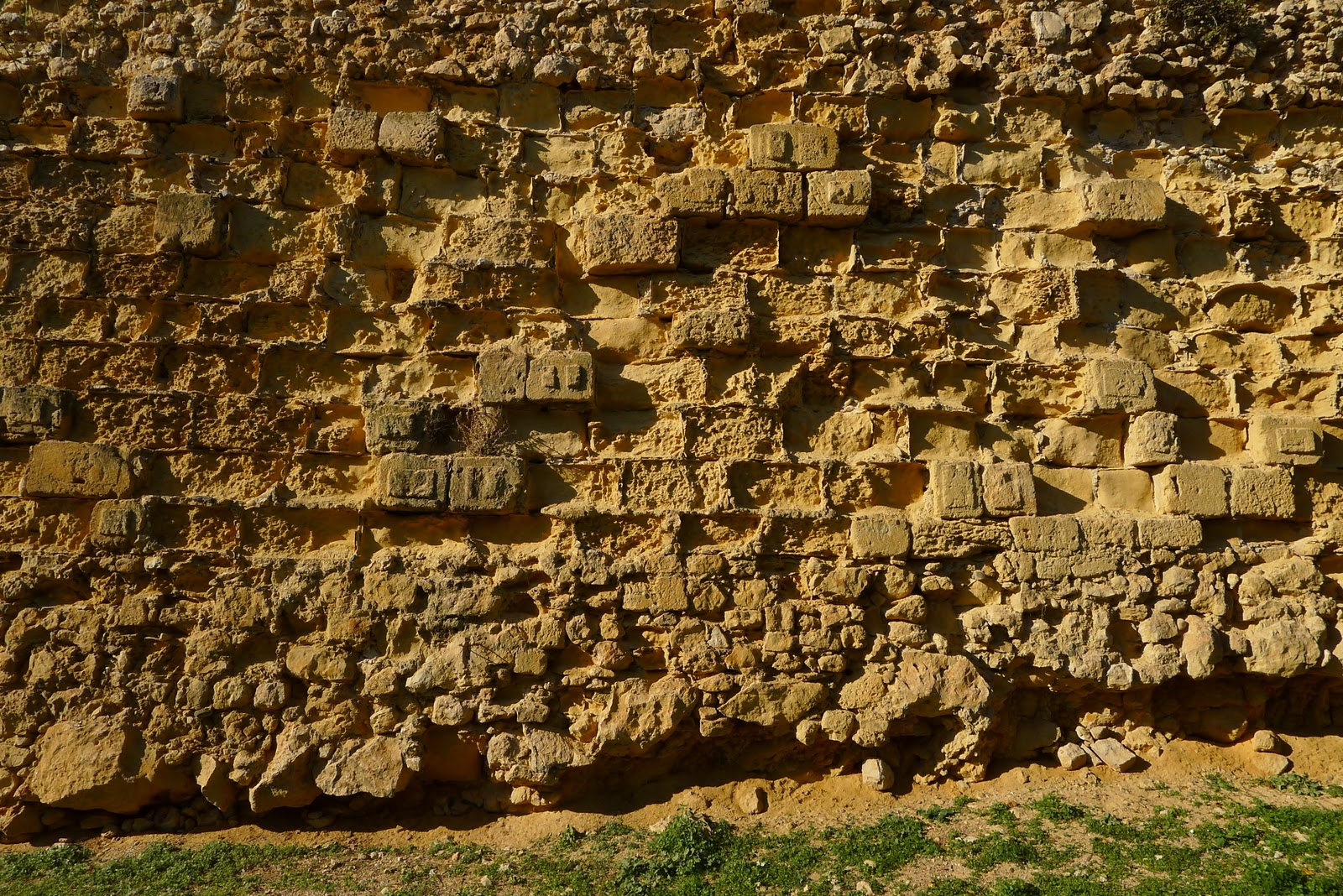 Jeffrey Bale's World of Gardens: Tarragona, Spain A legacy of stone work
