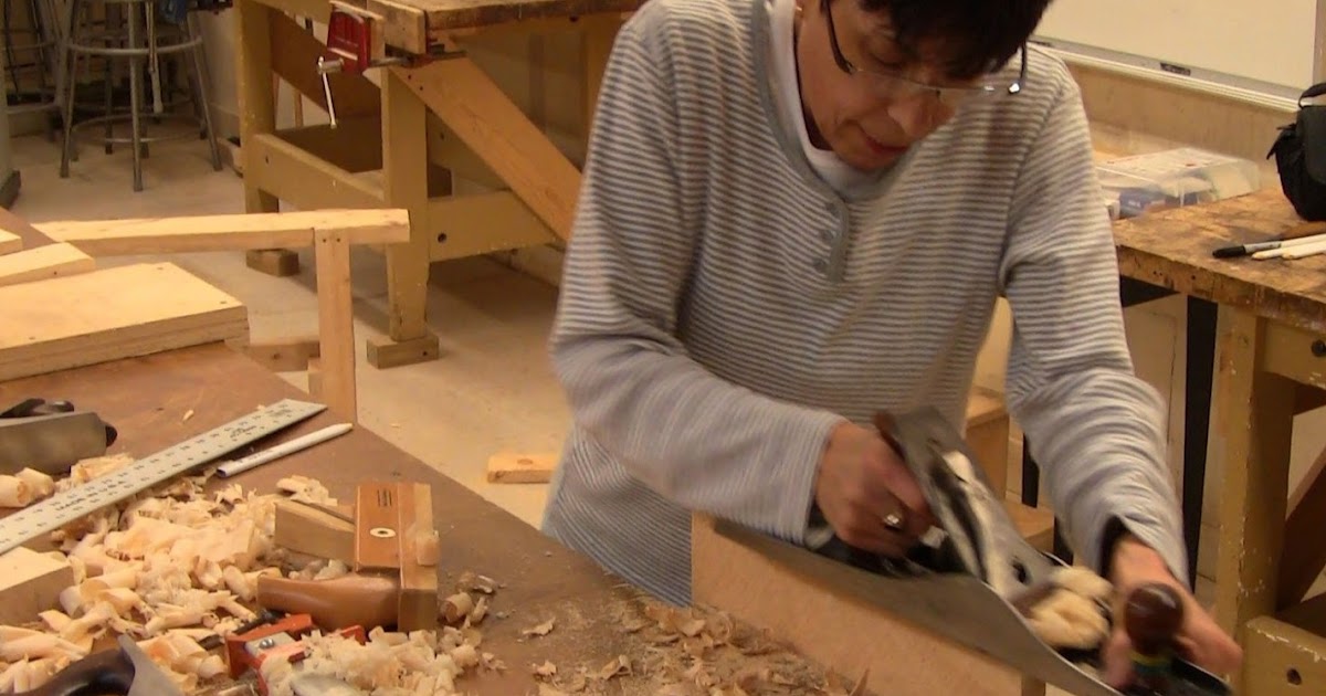 Close Grain: Shaker Step Stool Class At The Halfway Mark