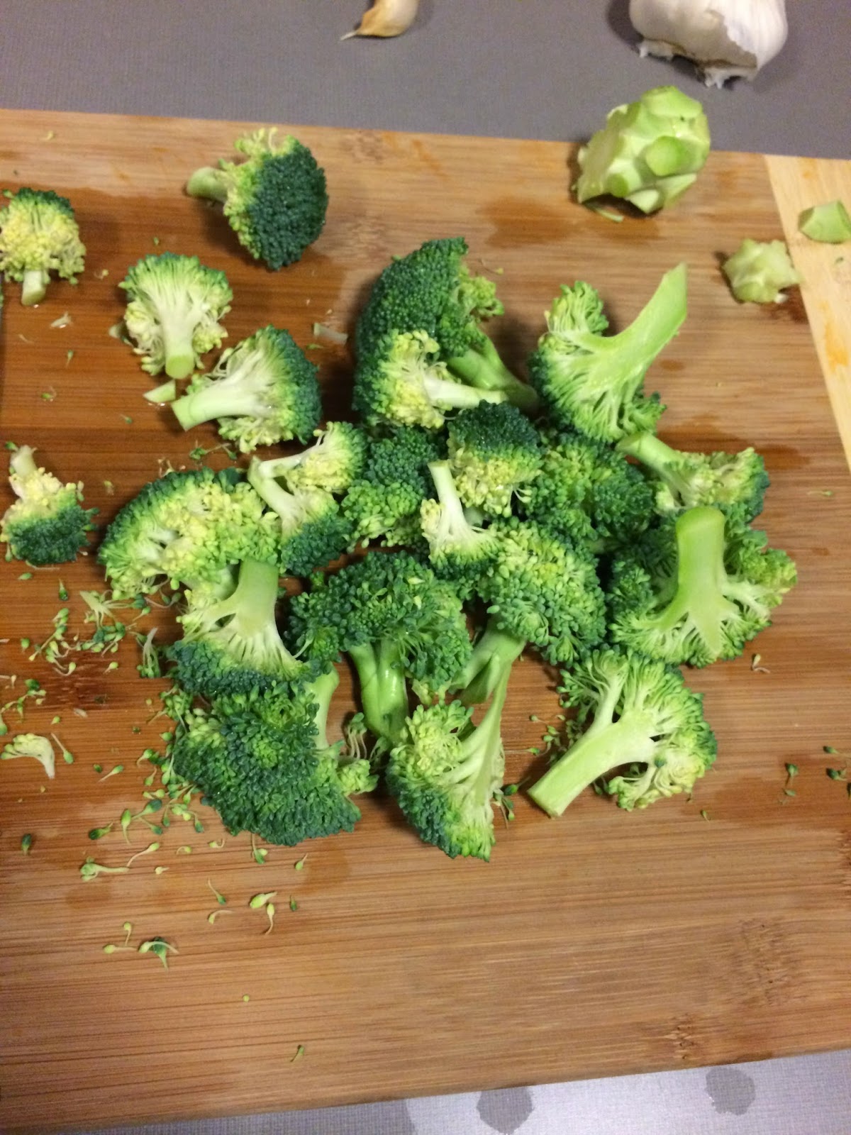 Kitchen 512: Garlic Roasted Broccoli