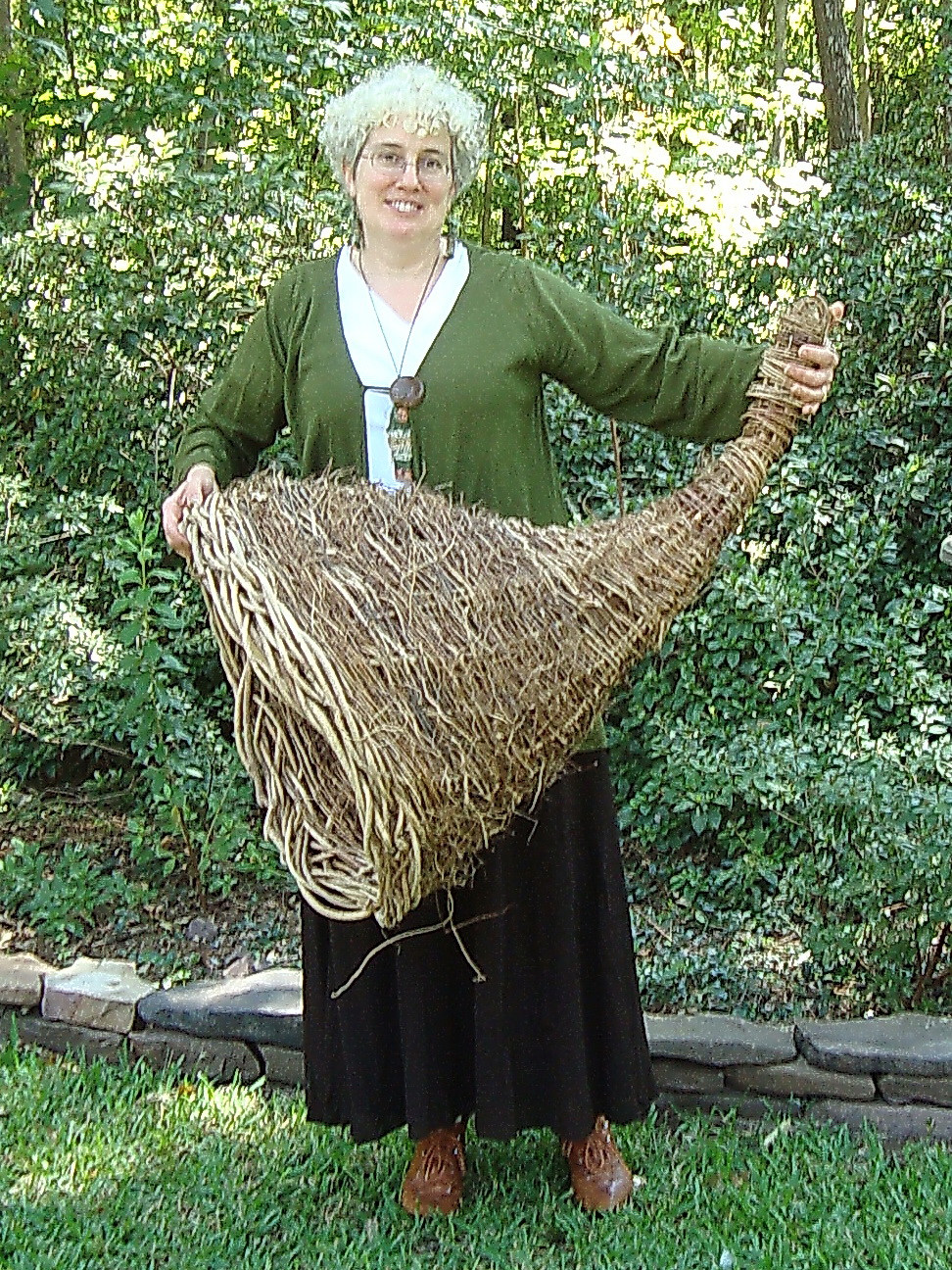 Catching The Moon: Weaving My Life: Make A Cornucopia for Autumn!
