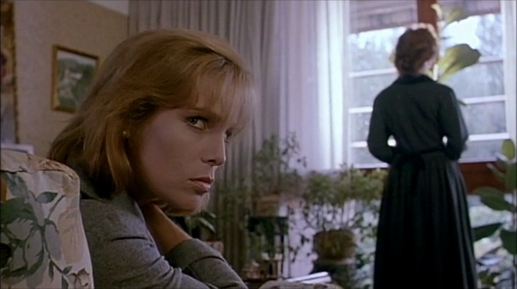 Zebradelic: Kelly Curtis in La Setta