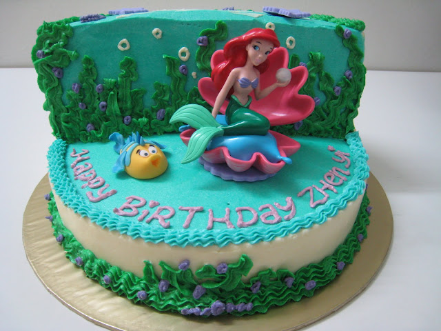 Birthday Cakes For You: Birthday cake with Sirens