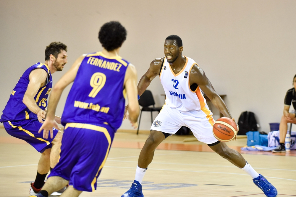 Bryant Dunston'lı Ermenistan şampiyon-Technicalfaul.com adresine TAŞINDIK!