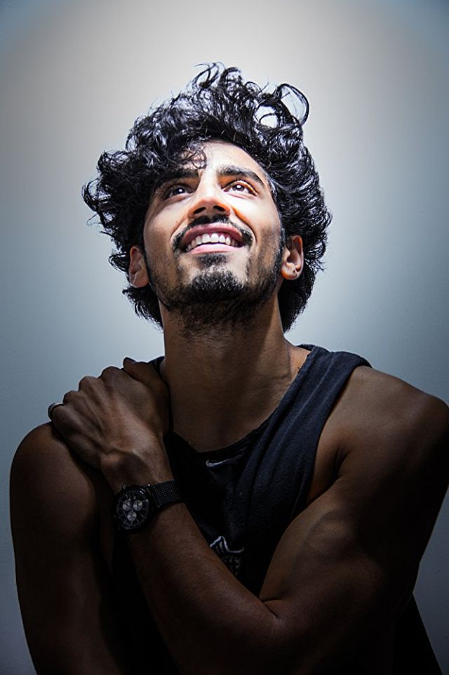 Favorite Hunks & Other Things: Favorite Face of the Day: Andres Joseph