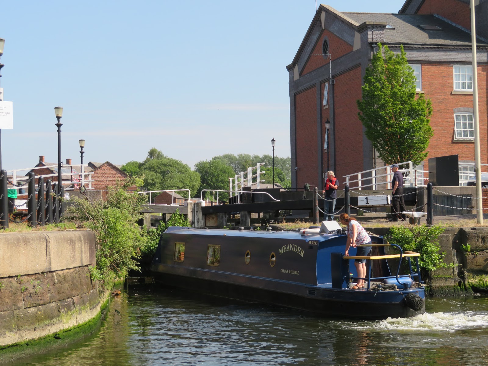 NB Holderness: Runcorn to Ellesmere Port.