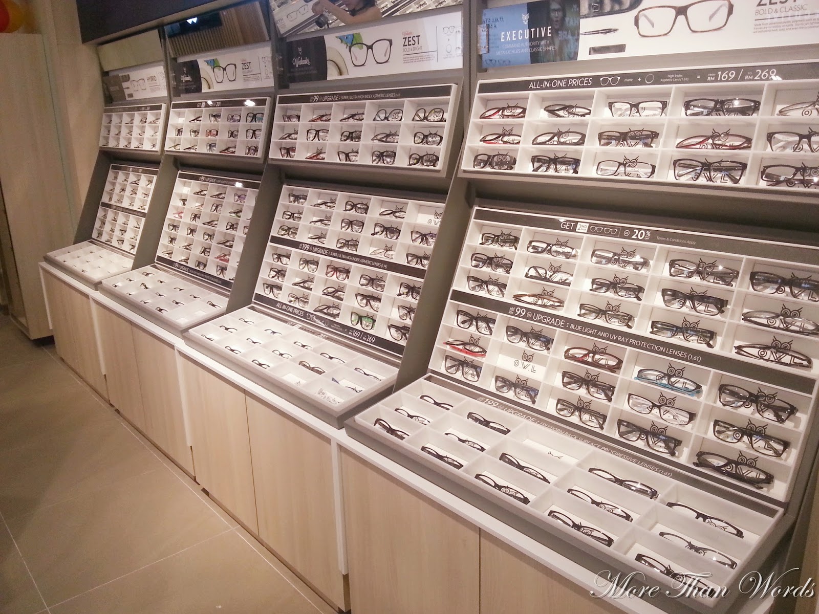 10 Things That Only People Who Wear Glasses Understand