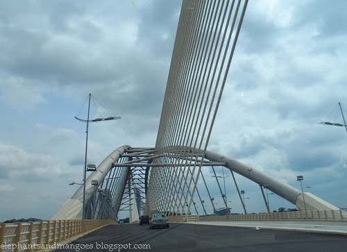 Putrajaya : The Bridges I saw | Elephants & Mangoes