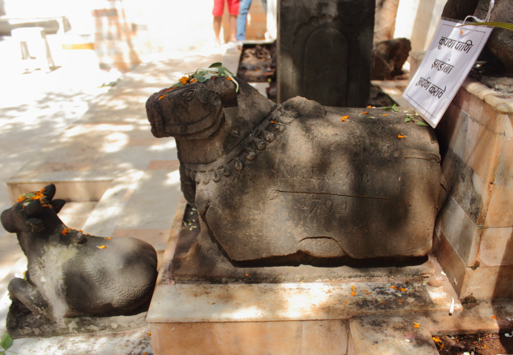 MUMBAI PAUSED: Ganpatrao Kadam Marg MUMBAI PAUSED: Ganpatrao Kadam Marg