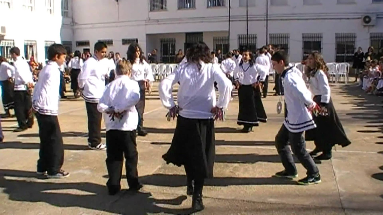 Angélica Italia: Pueblo Judio : Danza israelí, El violinista en el ...