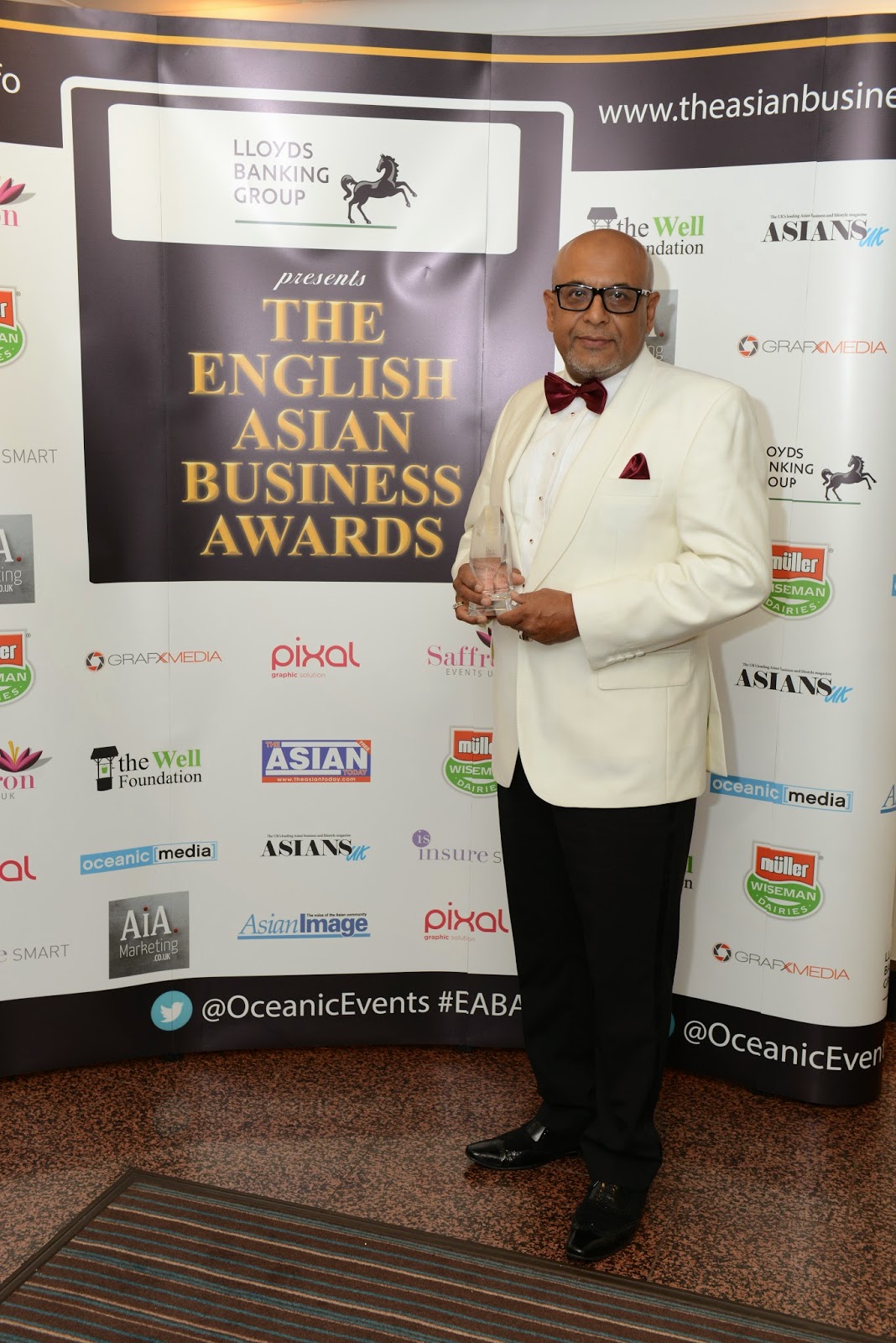 World Memon Organisation (WMO): Dr. Esmail Harunani received ...