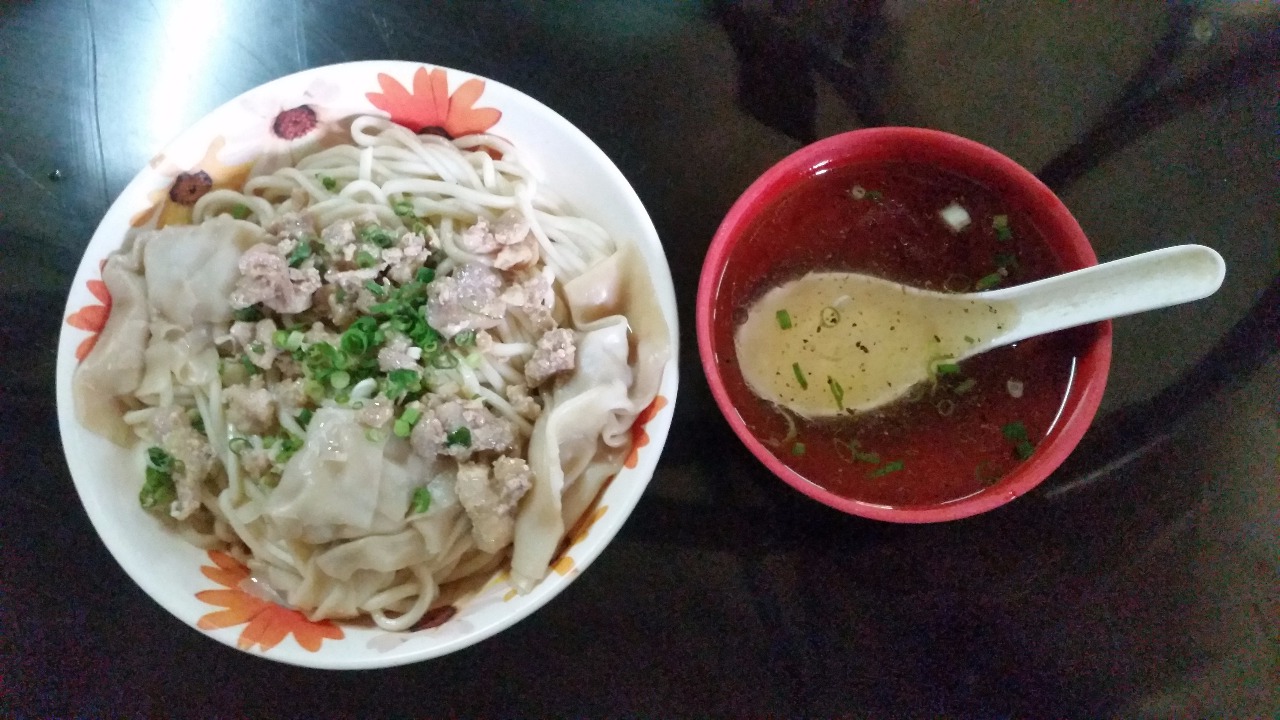 A Tale of Two Chinese Breakfasts in Kolkata | Foodaholix