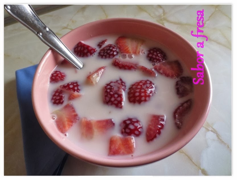 Sabor a fresa: Fresas con leche