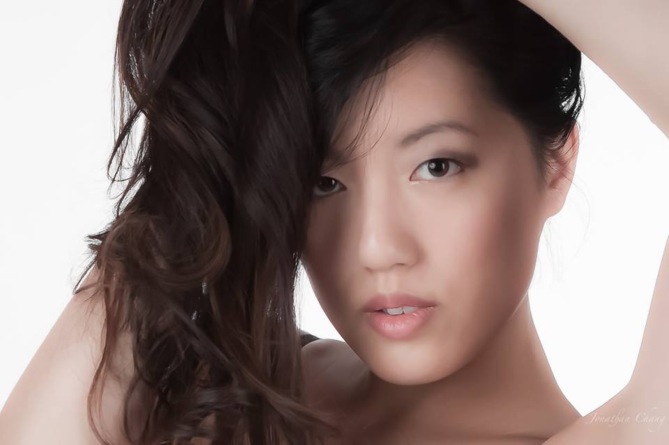 La Libertad: Model Profile: Stephanie Pham