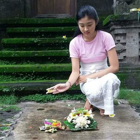 Bali Menuju Otonomi Khusus: MEBANTEN SAIBAN